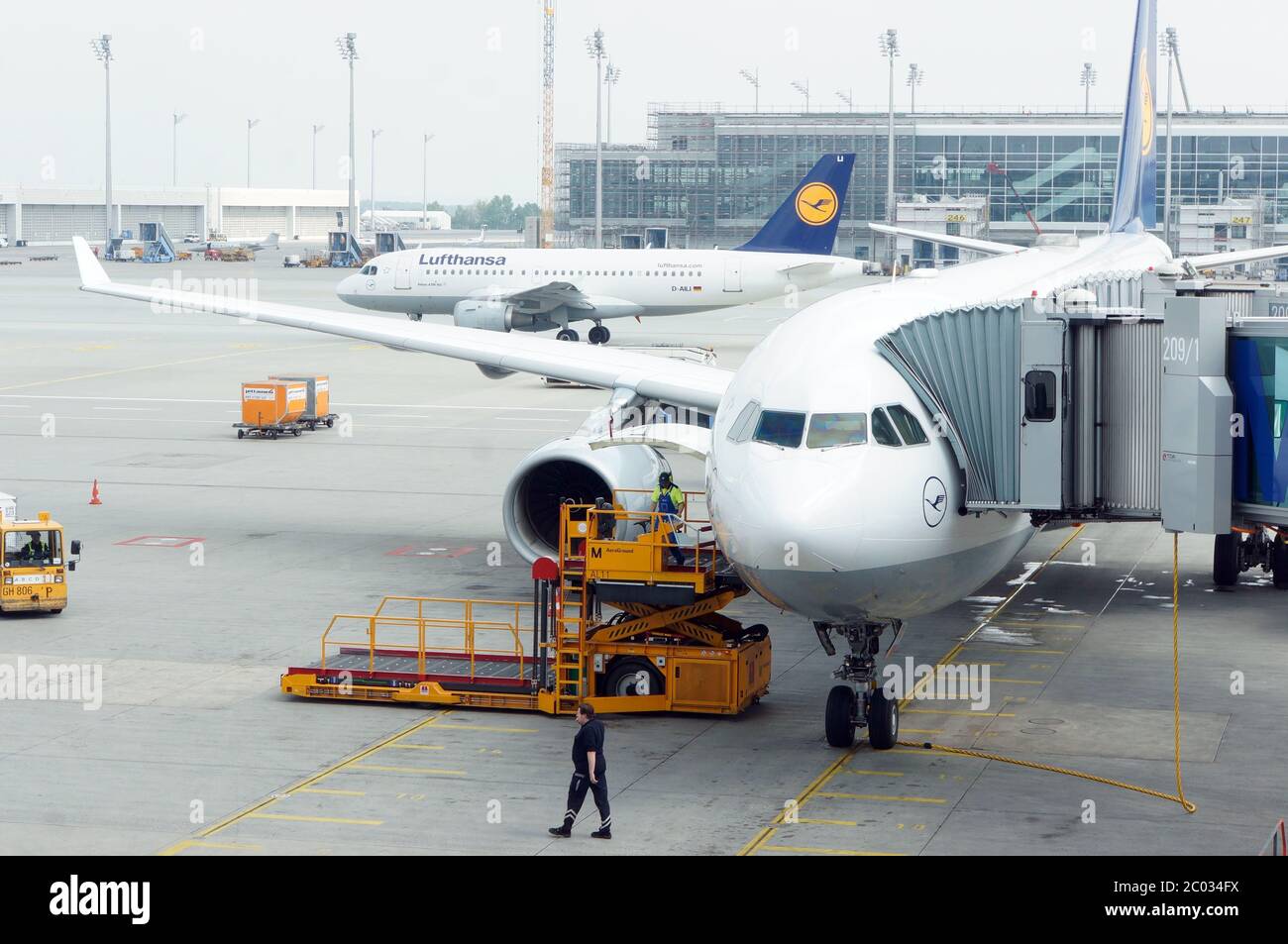 Airplane at gate Stock Photo - Alamy