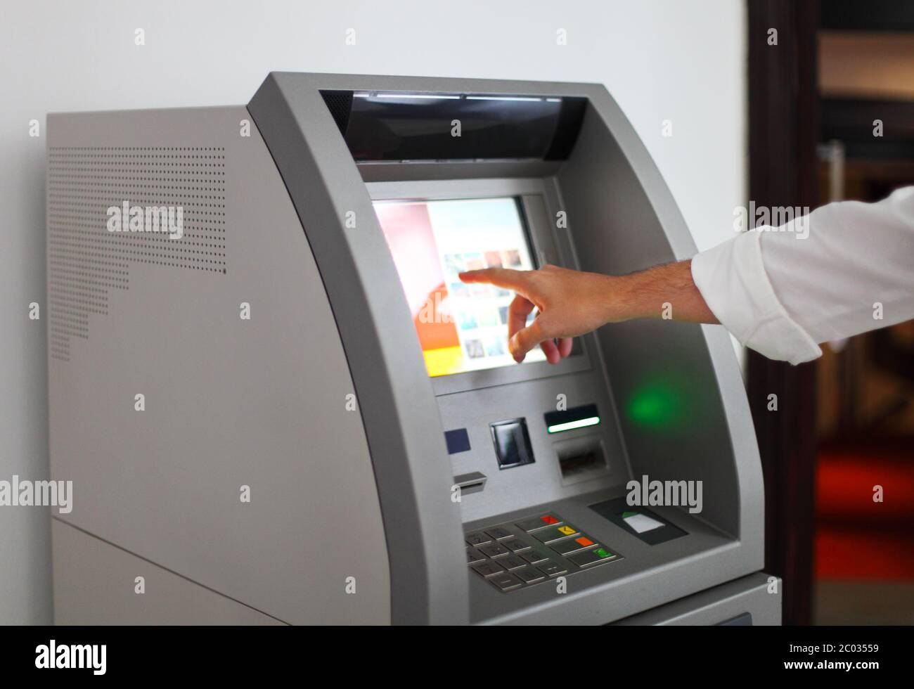 Using banking hi-res stock photography and images - Alamy