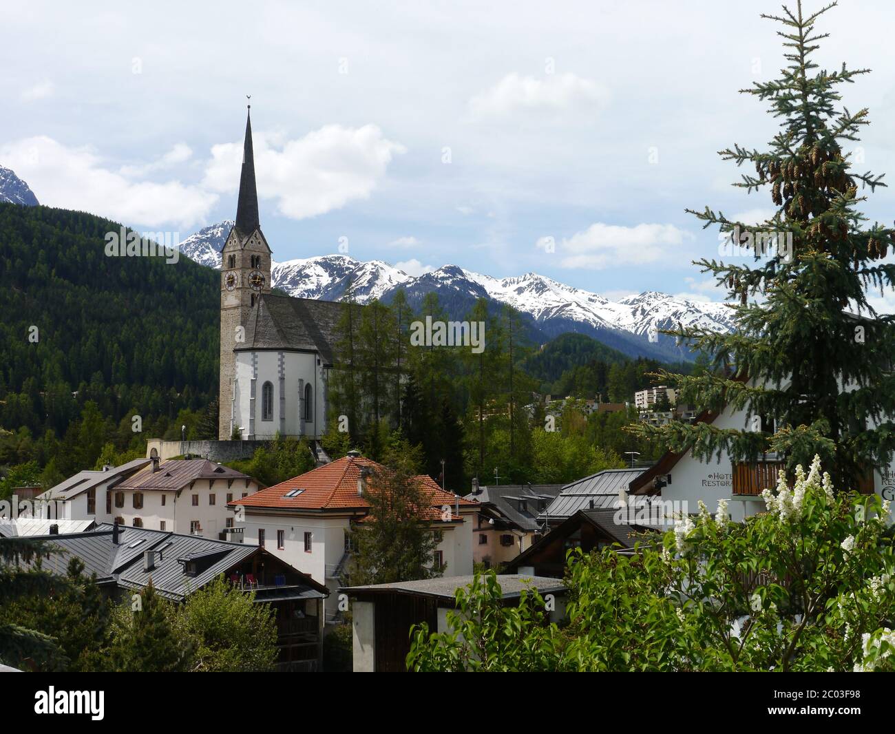 Scuol hi-res stock photography and images - Alamy