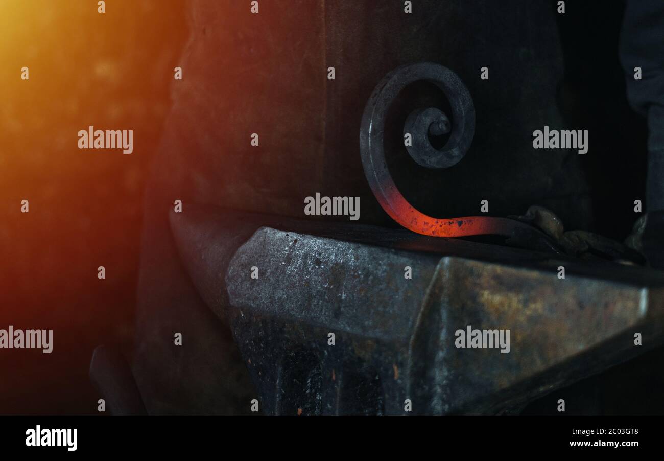 Craftsman fireplace hi-res stock photography and images - Alamy