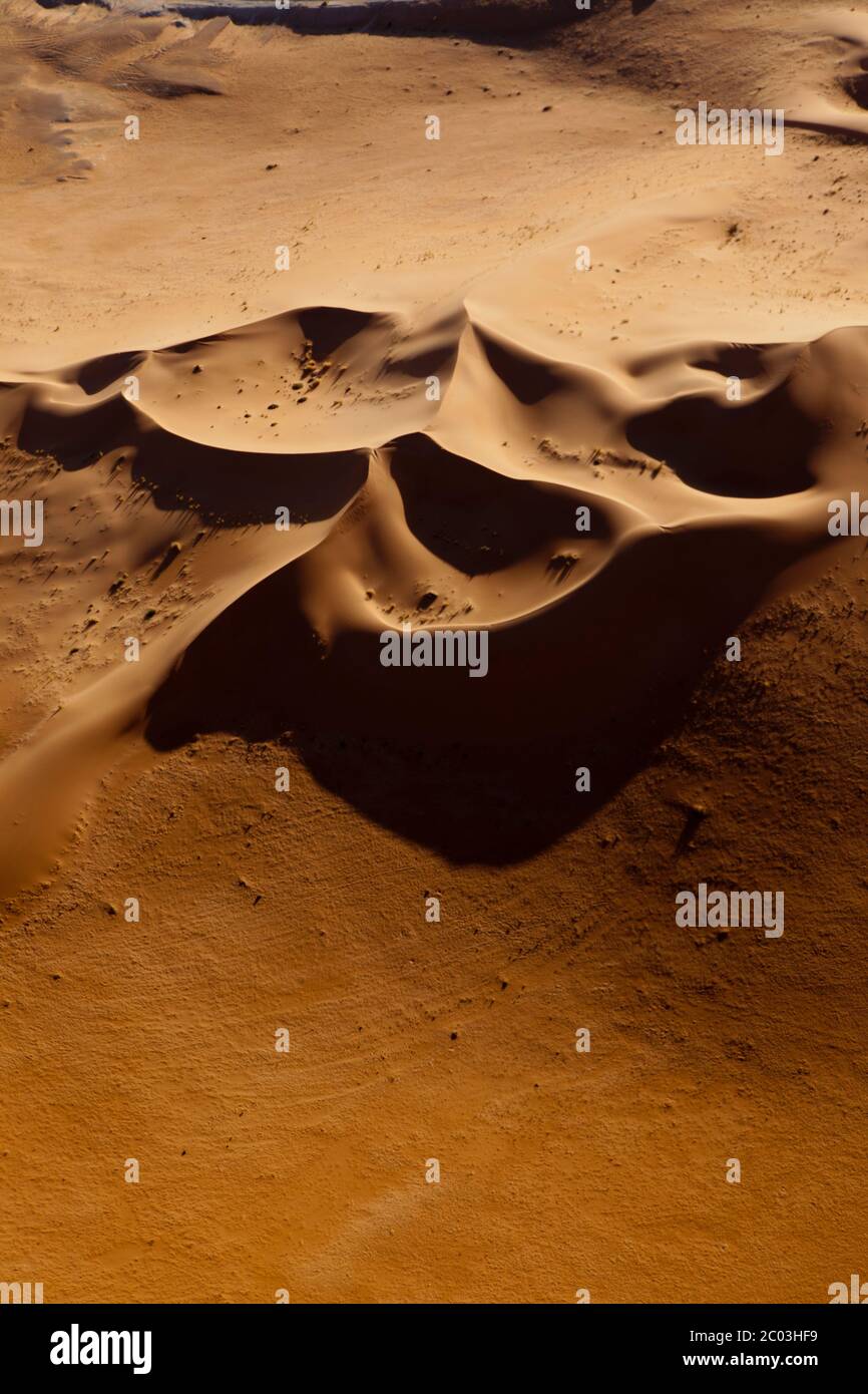 Sand dunes in the Sahara desert, North Africa Stock Photo - Alamy
