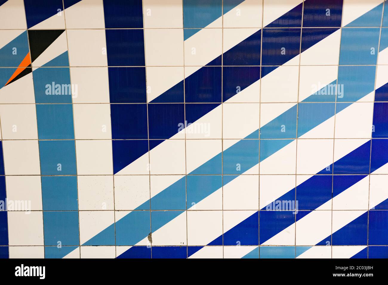 Tile designs at Stockwell station on the Victoria Line on the London ...