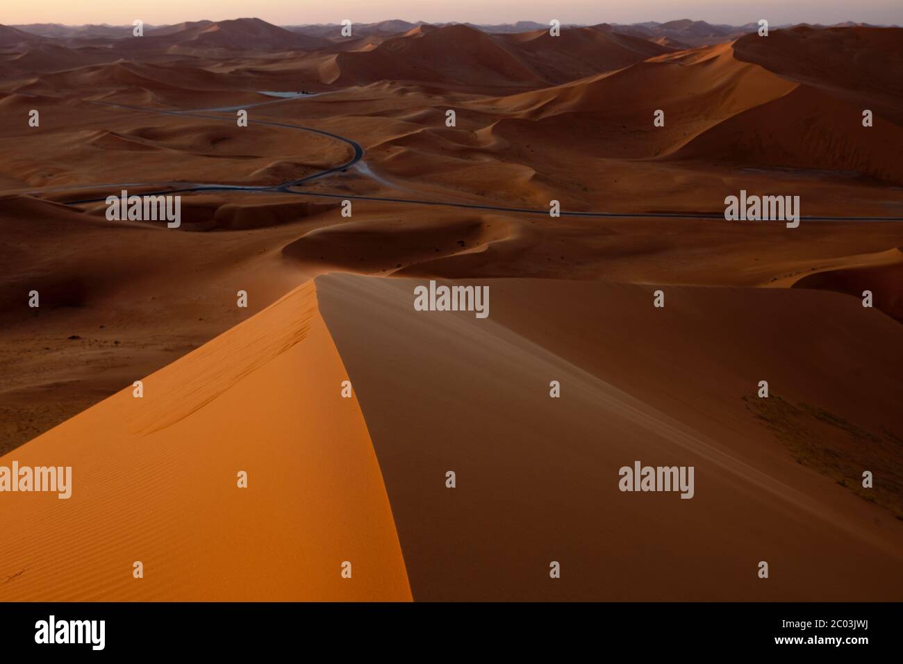 Sand dunes in the Sahara desert, North Africa Stock Photo - Alamy