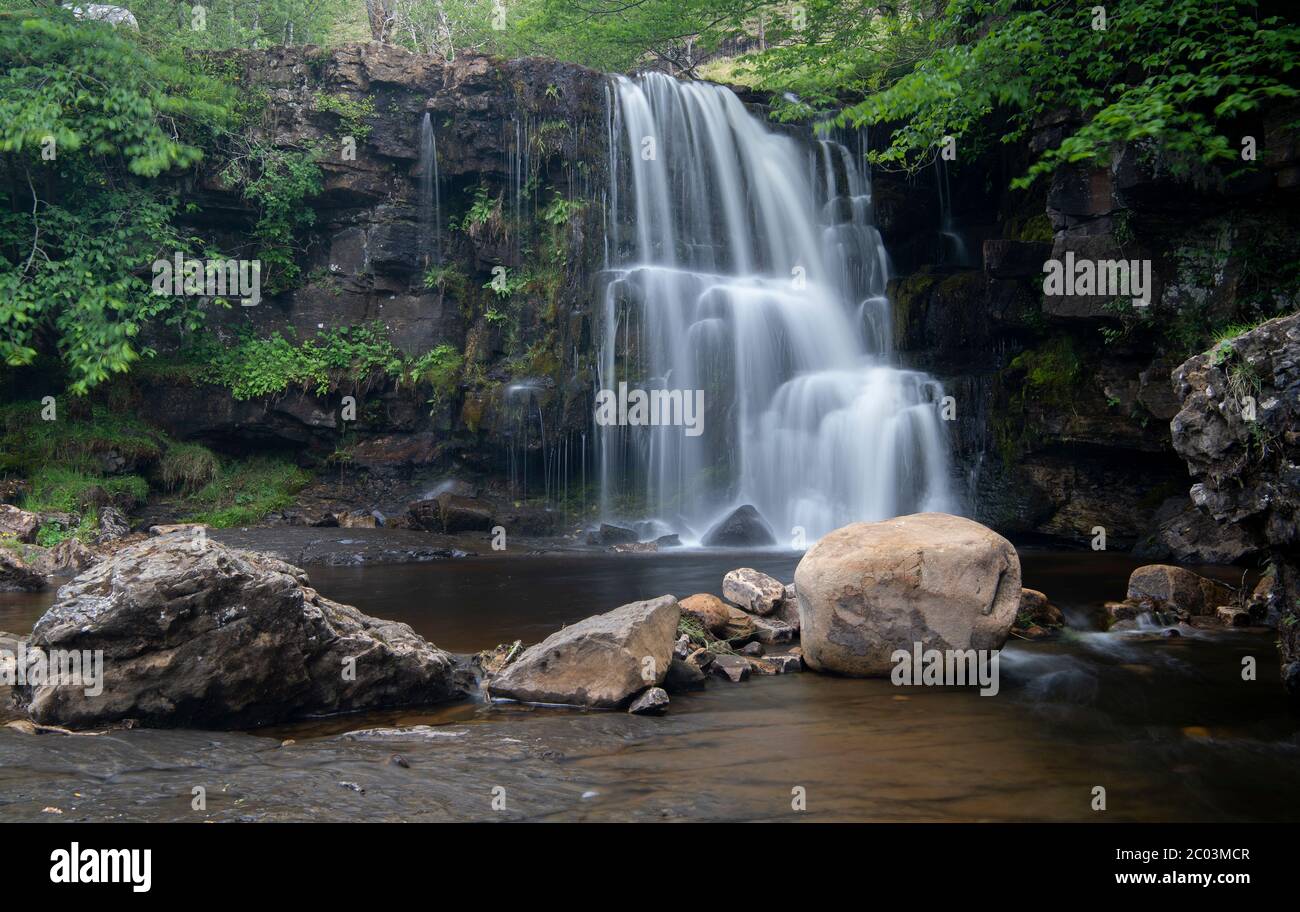 Dales waterfall hi-res stock photography and images - Alamy
