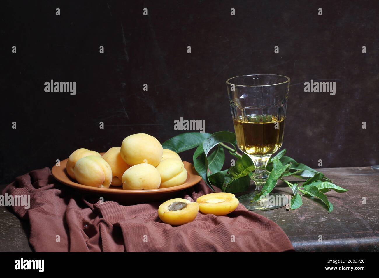 Apricot wine hi-res stock photography and images - Alamy
