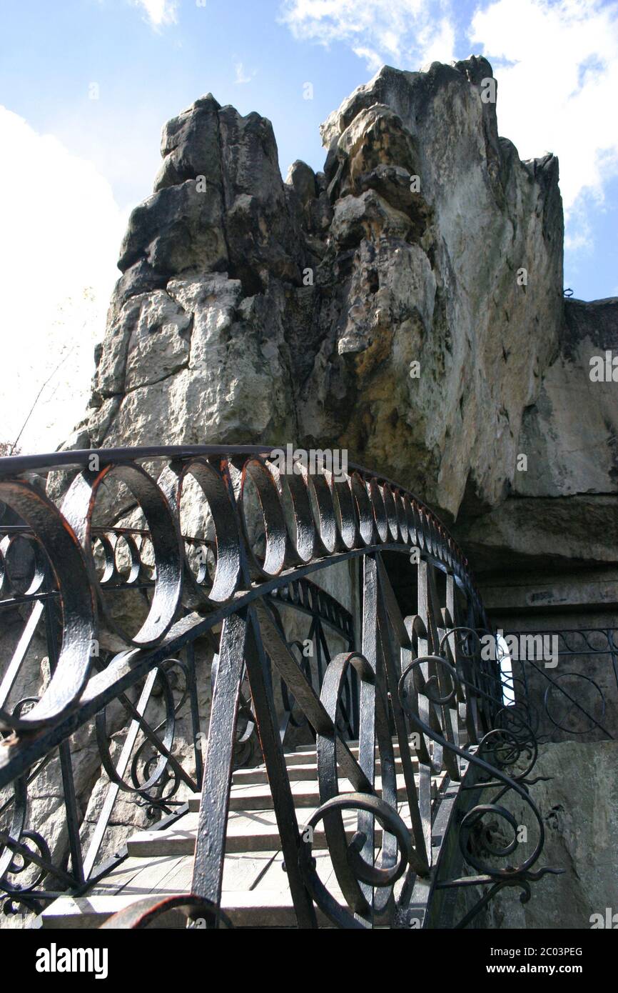 Rock bridge hi-res stock photography and images - Alamy