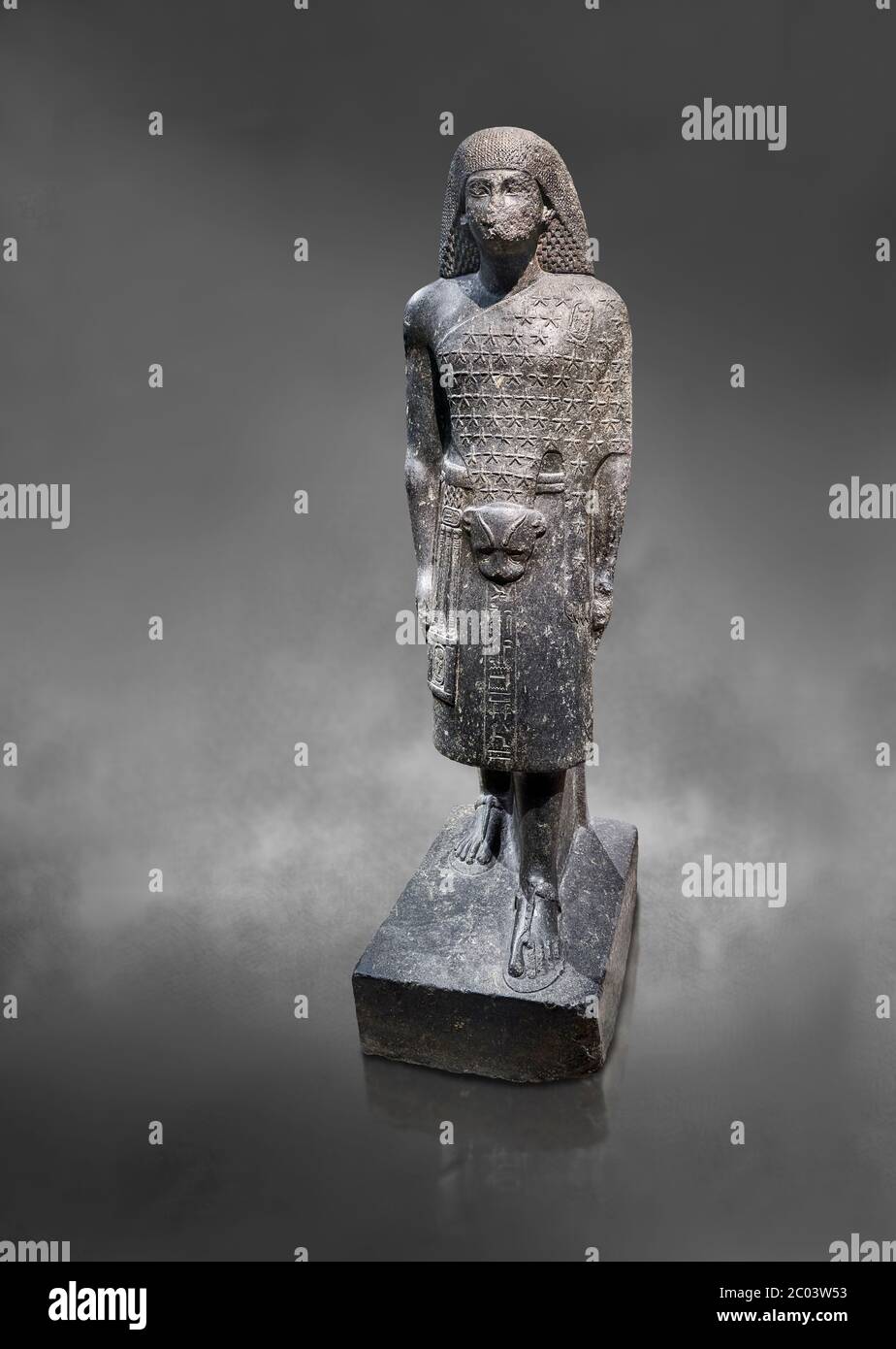 Statue of aanen hi-res stock photography and images - Alamy