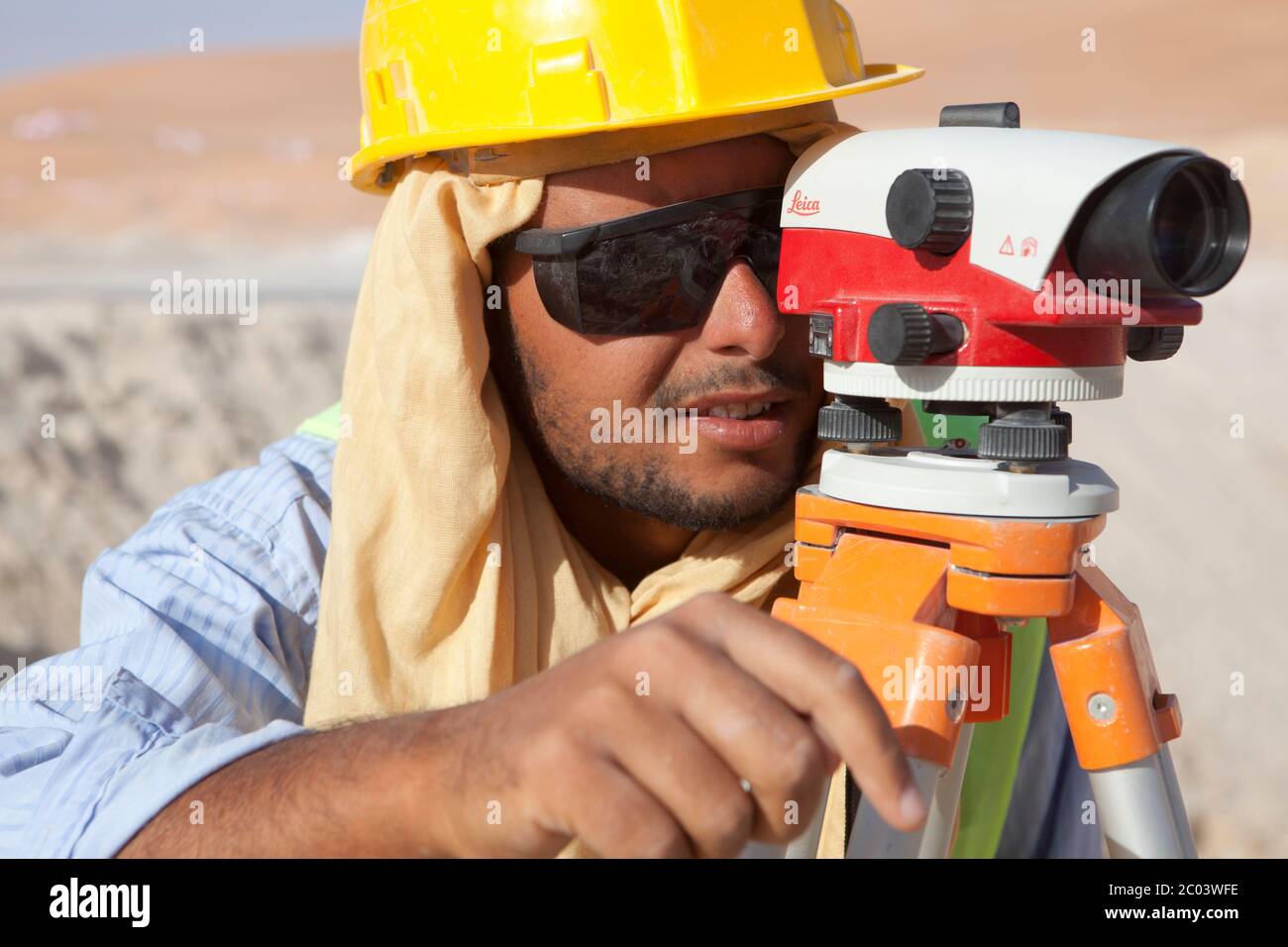 Surveyor theodolite african hi-res stock photography and images - Alamy