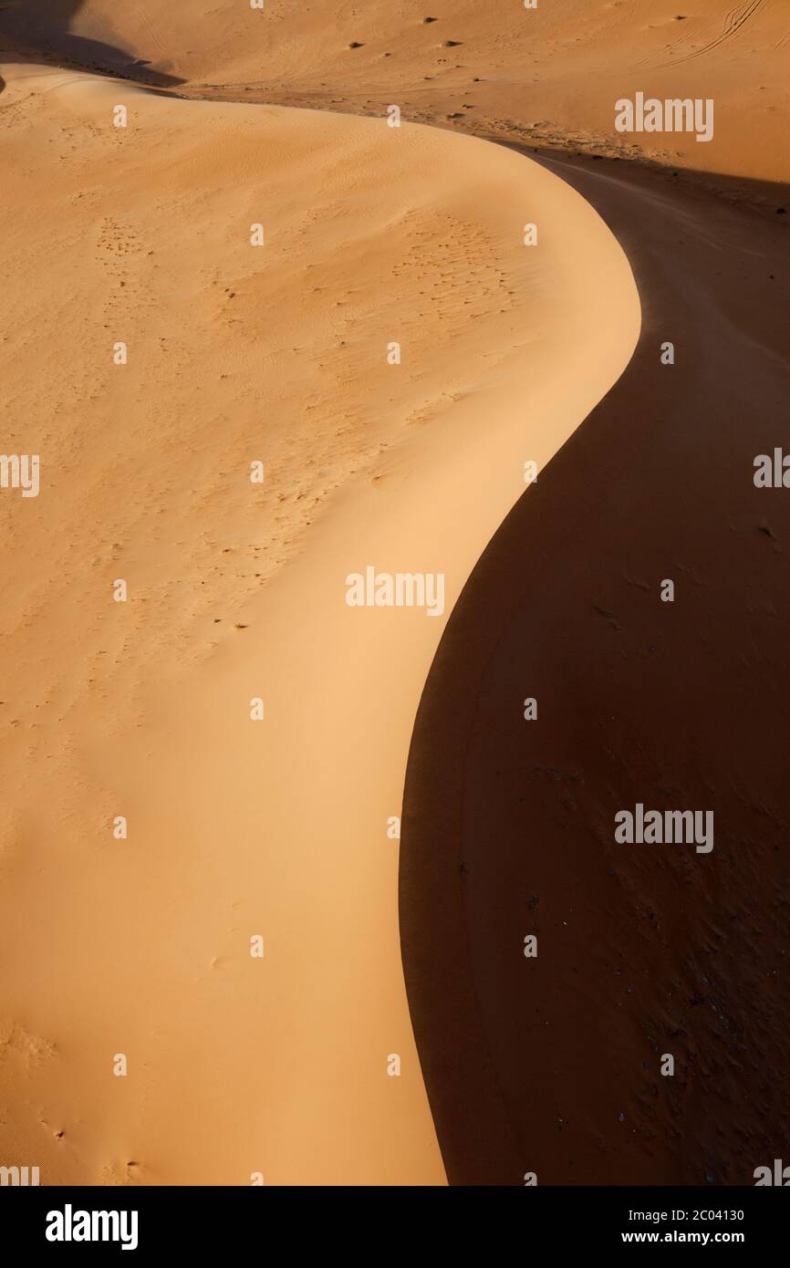 Sand dunes in the Sahara desert, North Africa Stock Photo - Alamy