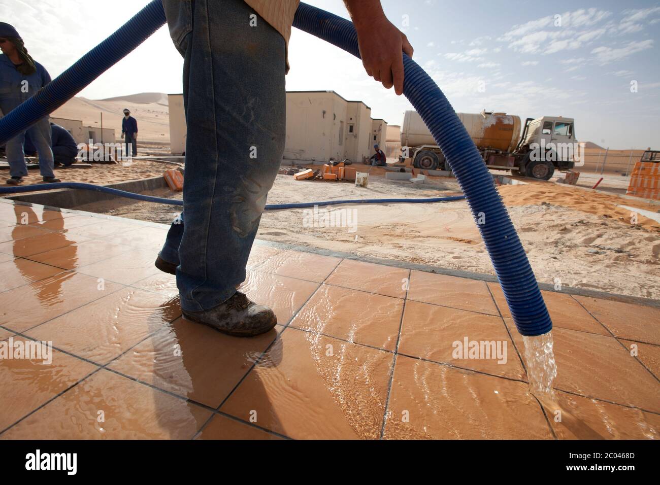 Buildings accomodation blocks for construction and management ...