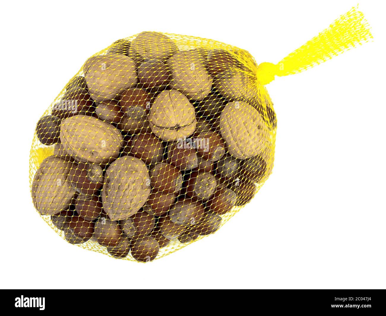 String of nuts hi-res stock photography and images - Alamy
