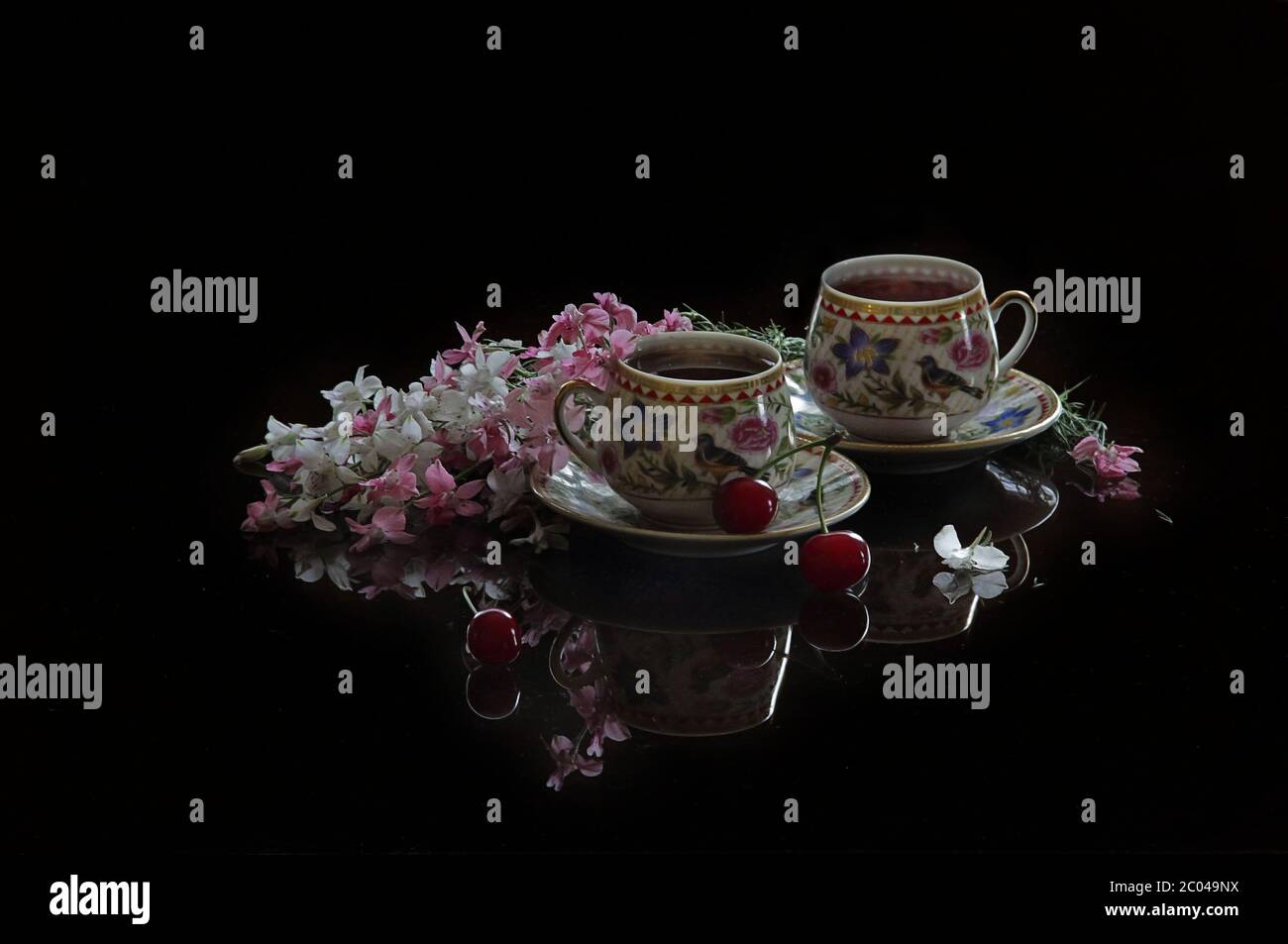Small coffee cups hi-res stock photography and images - Alamy