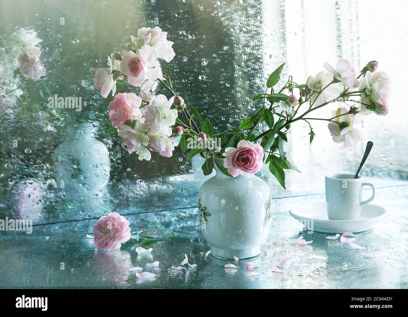 Pink coffee hi-res stock photography and images - Alamy