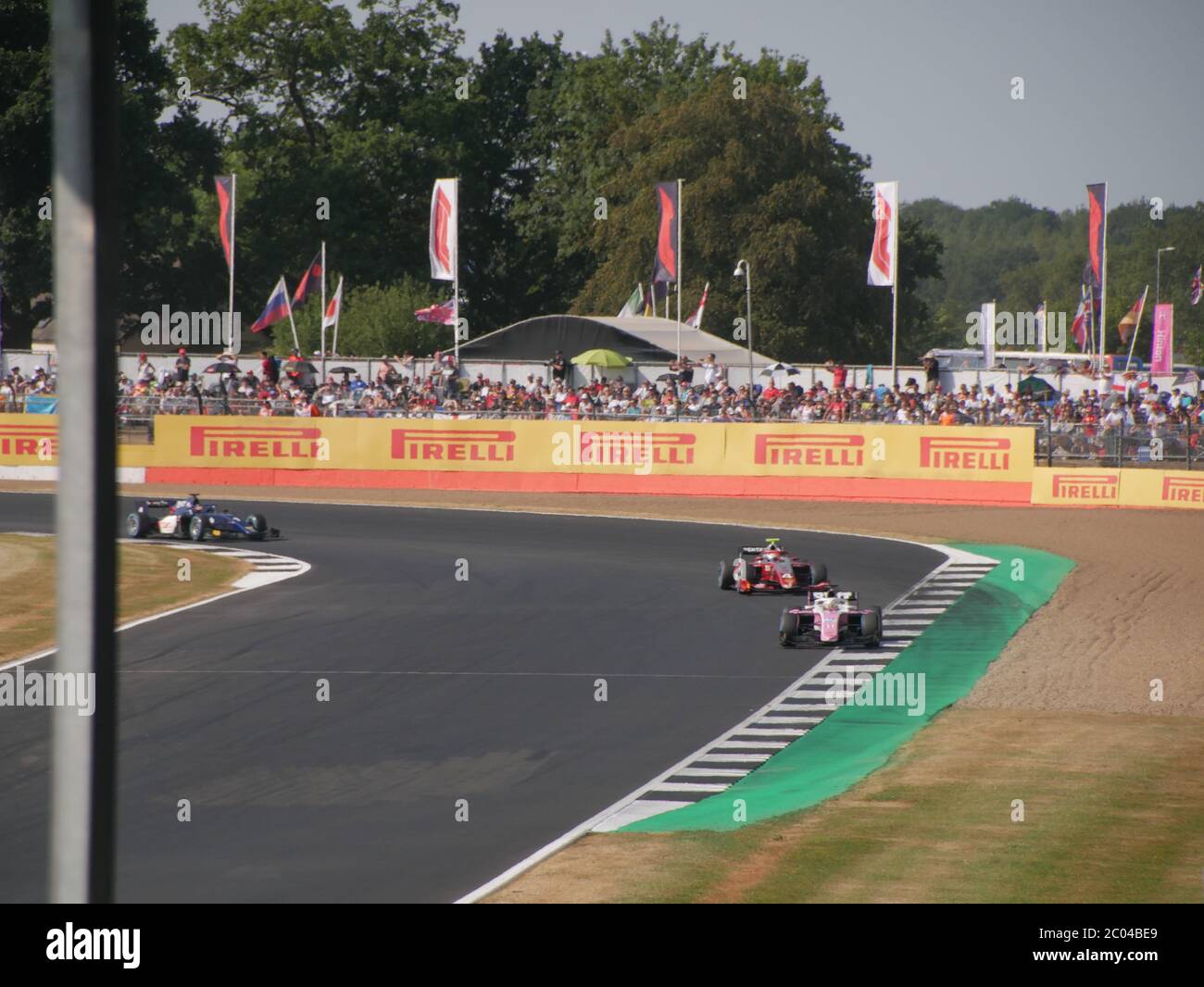 Formula 1 track spectators hi-res stock photography and images - Alamy