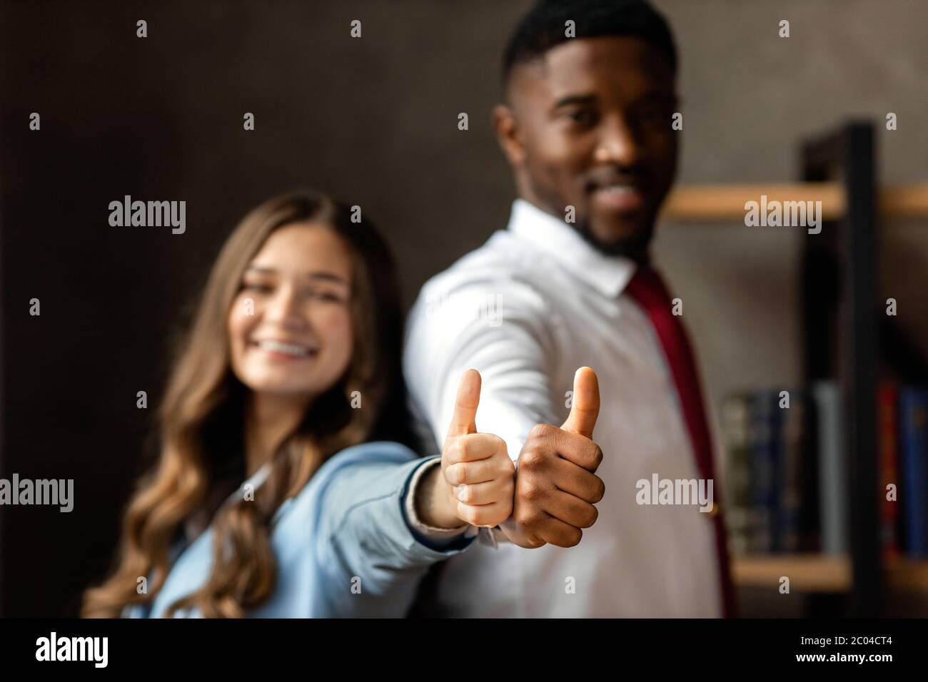 Show class thumb hi-res stock photography and images - Alamy