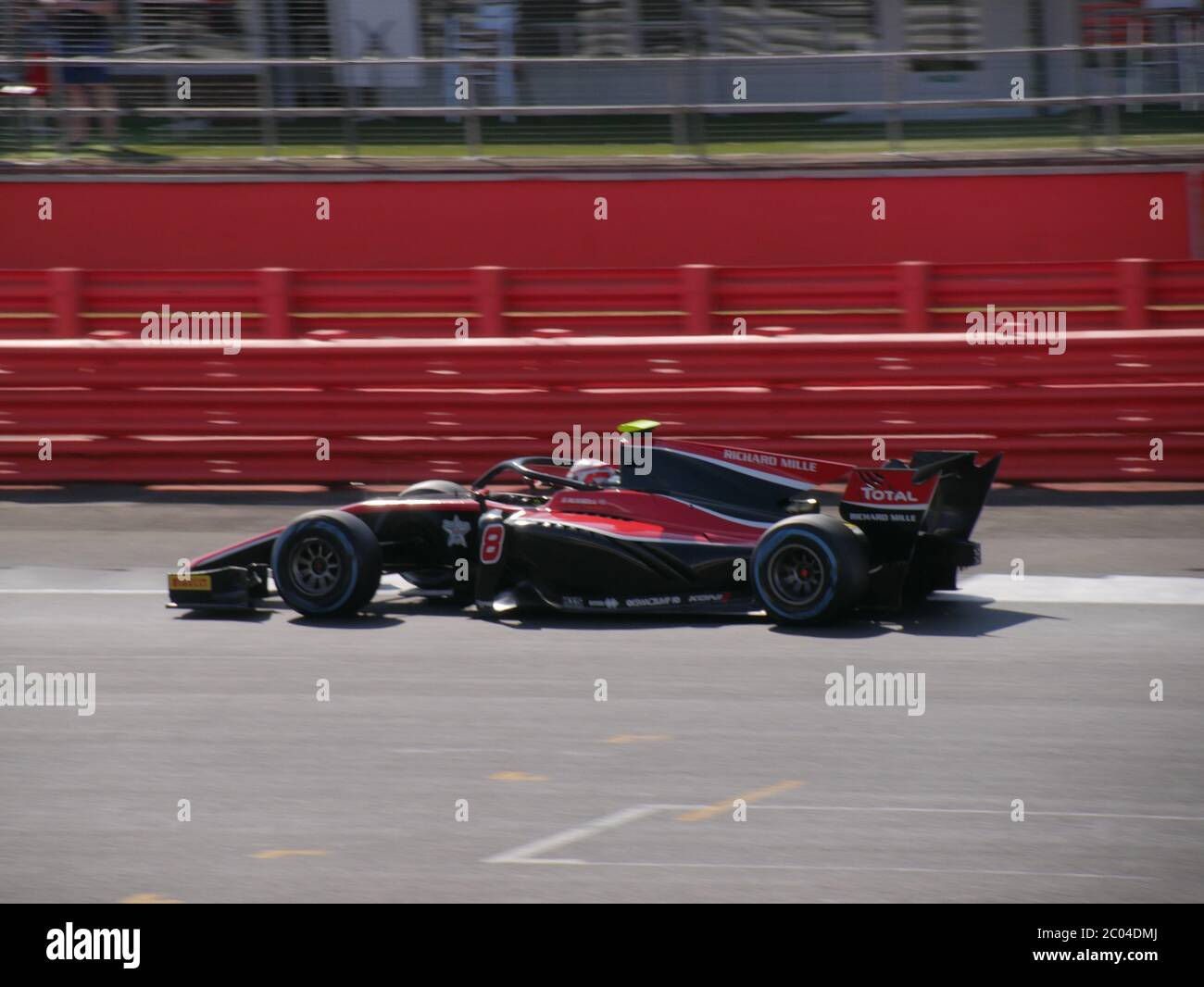 Formula 1 racing track corner hi-res stock photography and images - Alamy
