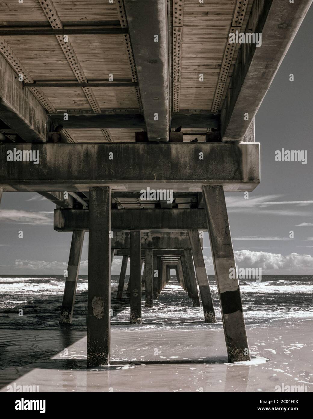 Jacksonville beach pier hi-res stock photography and images - Alamy