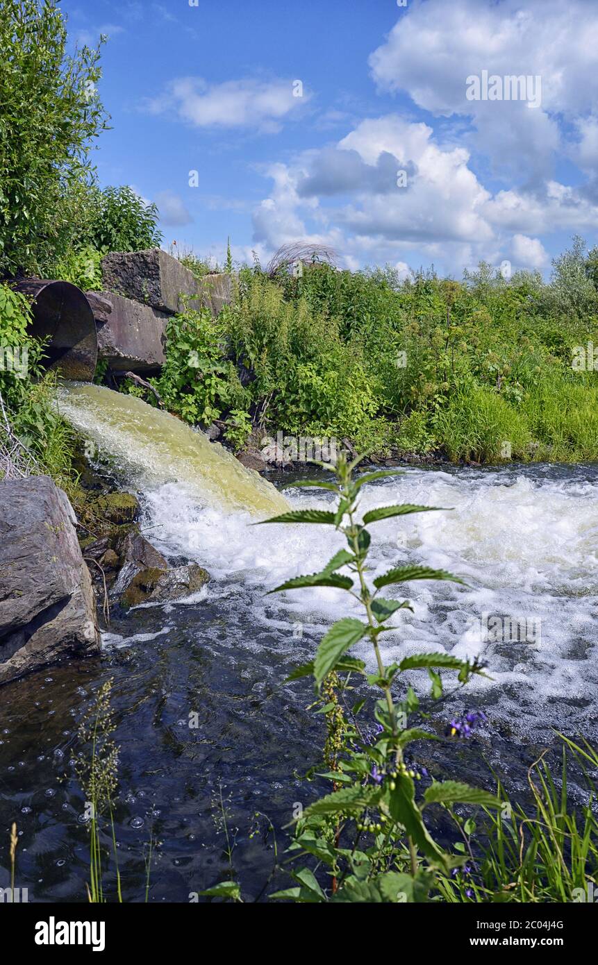 Discharge pipe hi-res stock photography and images - Alamy