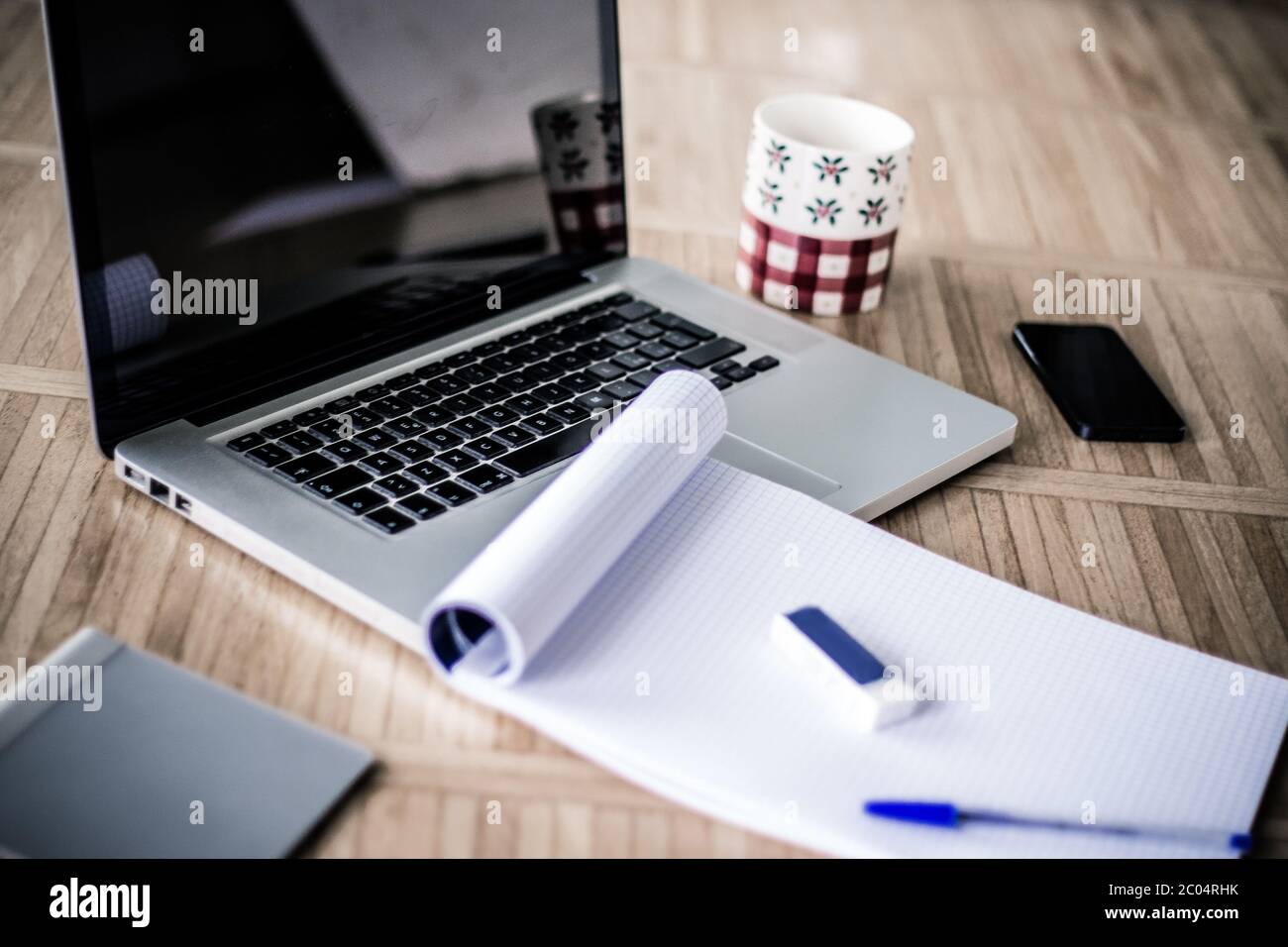 Working Desktop Concept for Smart Working Stock Photo - Alamy