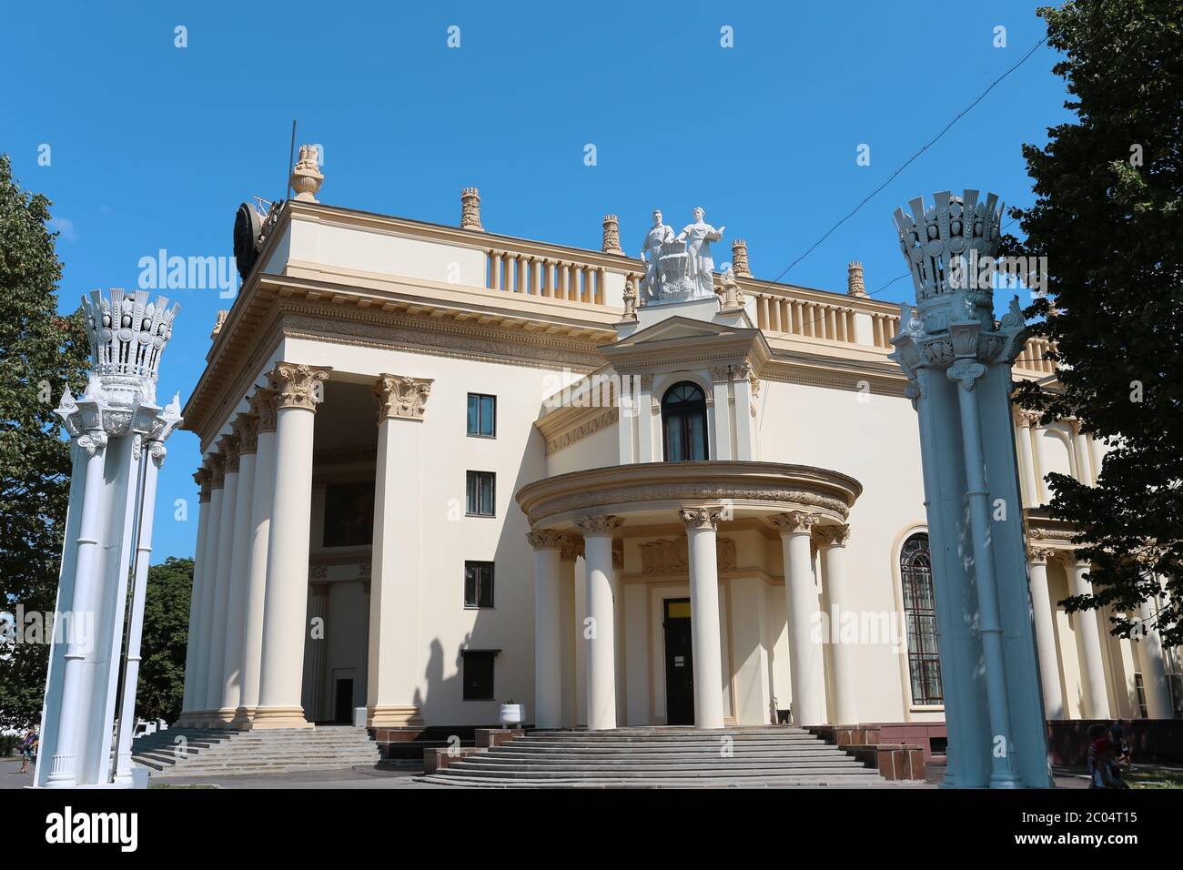 Beautiful building hi-res stock photography and images - Alamy