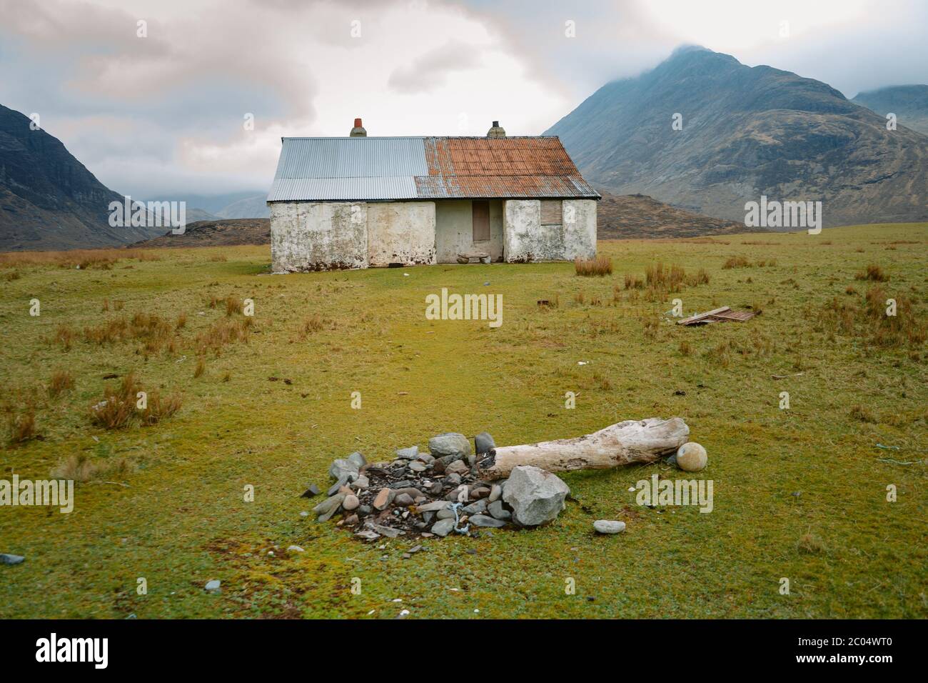 Panoramic landscape view Cuillin Mountains as its spectacular backdrop ...