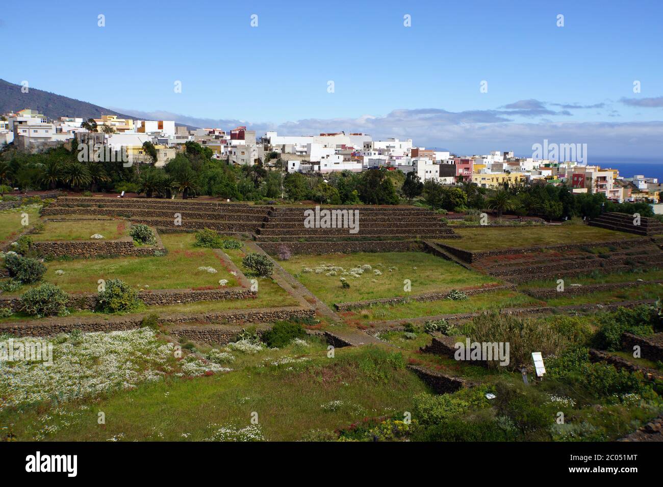 Pyramids of guimar hi-res stock photography and images - Alamy