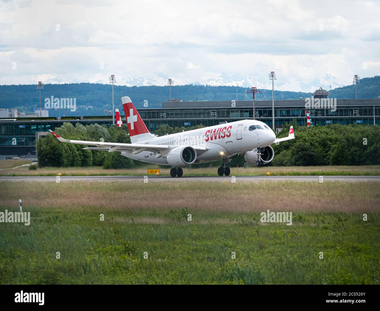 C-Series A220 Take Off at Zürich Airport Stock Photo - Alamy