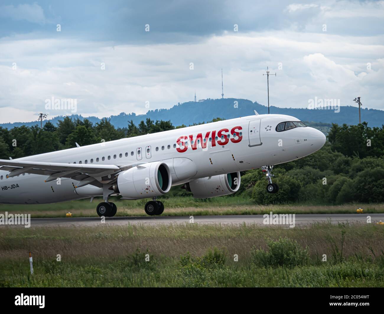 C-Series A220 Take Off at Zürich Airport Stock Photo - Alamy