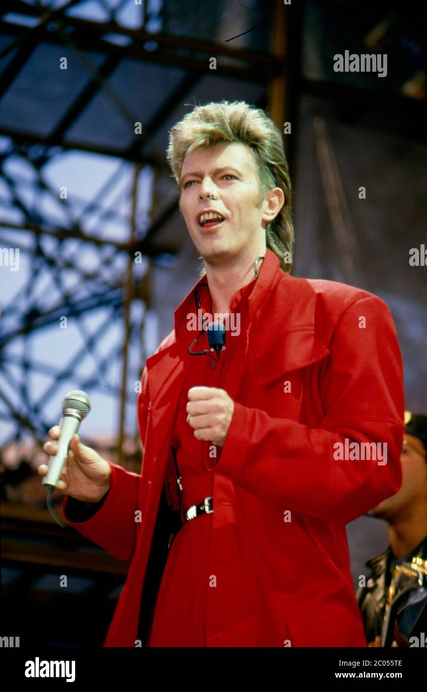David Bowie in concert on his Glass Spider Tour at the Feyenoor Stadium ...