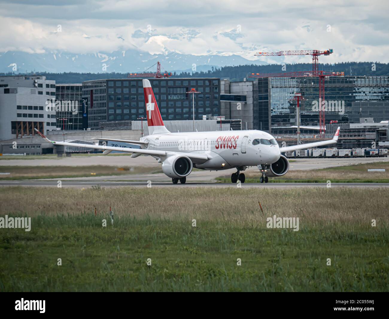 C-Series A220 Take Off at Zürich Airport Stock Photo - Alamy