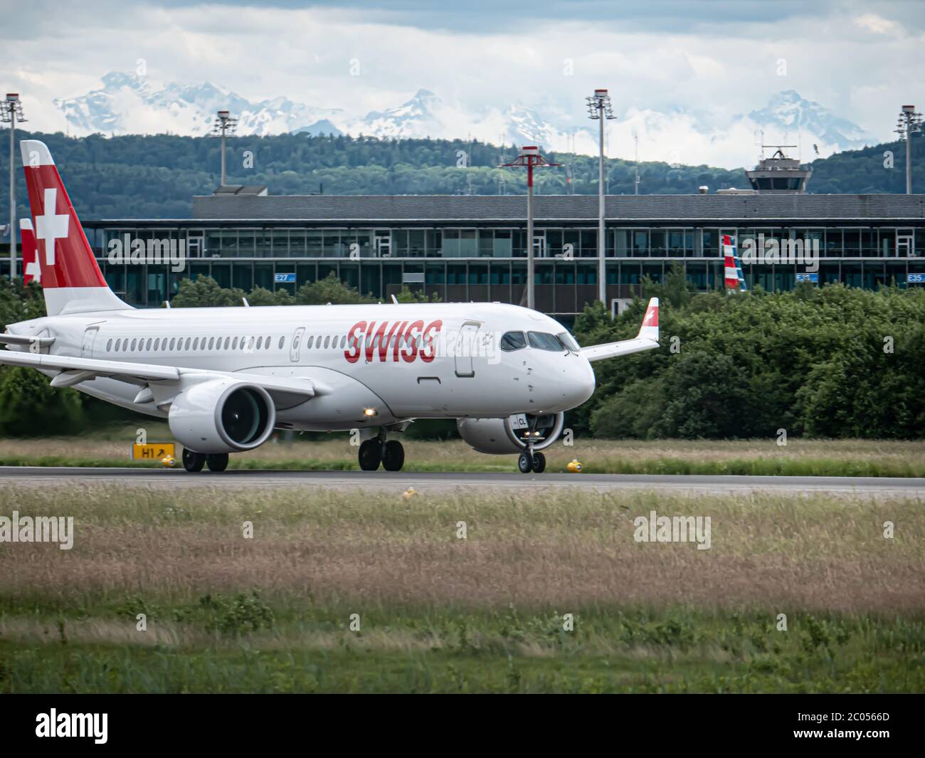 C-Series A220 Take Off at Zürich Airport Stock Photo - Alamy