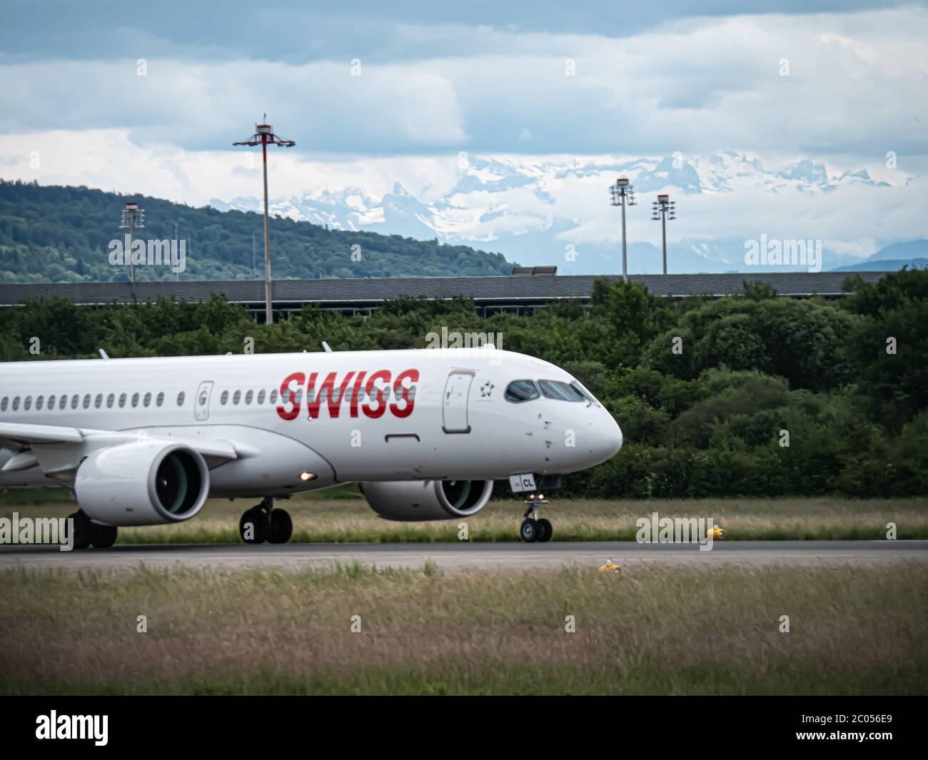 C-Series A220 Take Off at Zürich Airport Stock Photo - Alamy