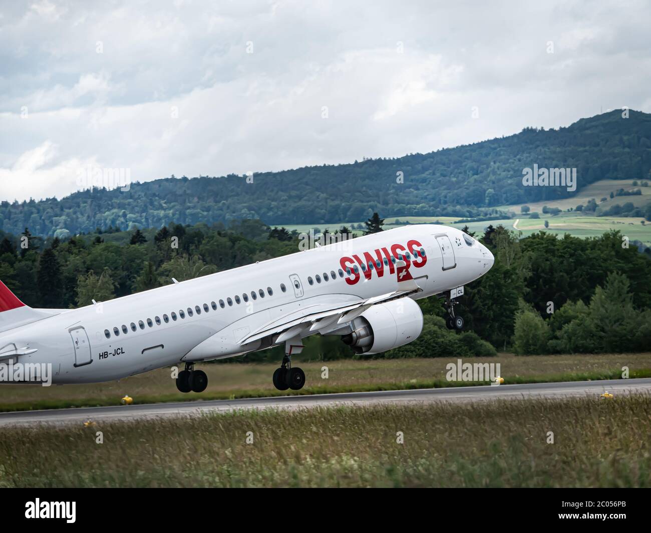 C-Series A220 Take Off at Zürich Airport Stock Photo - Alamy