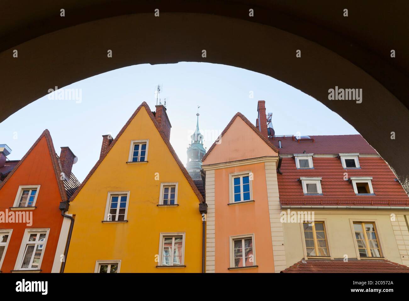 View through archway near Market Square, Wroclaw Stock Photo - Alamy