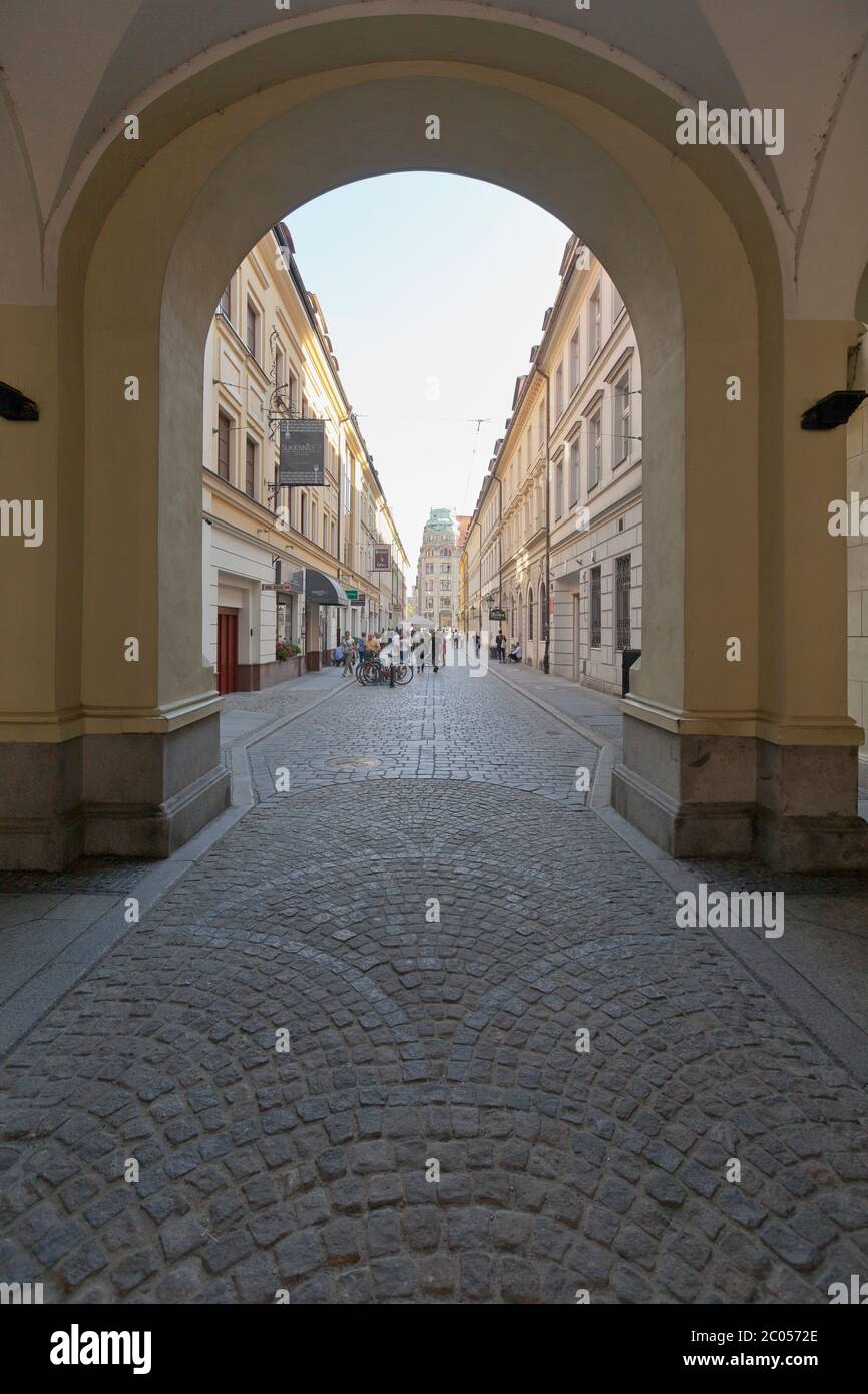 View through archway near Market Square, Wroclaw Stock Photo - Alamy