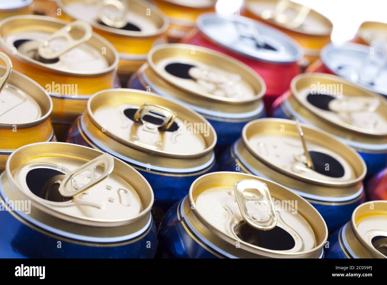 Empty aluminum soft drink cans hi-res stock photography and images - Alamy