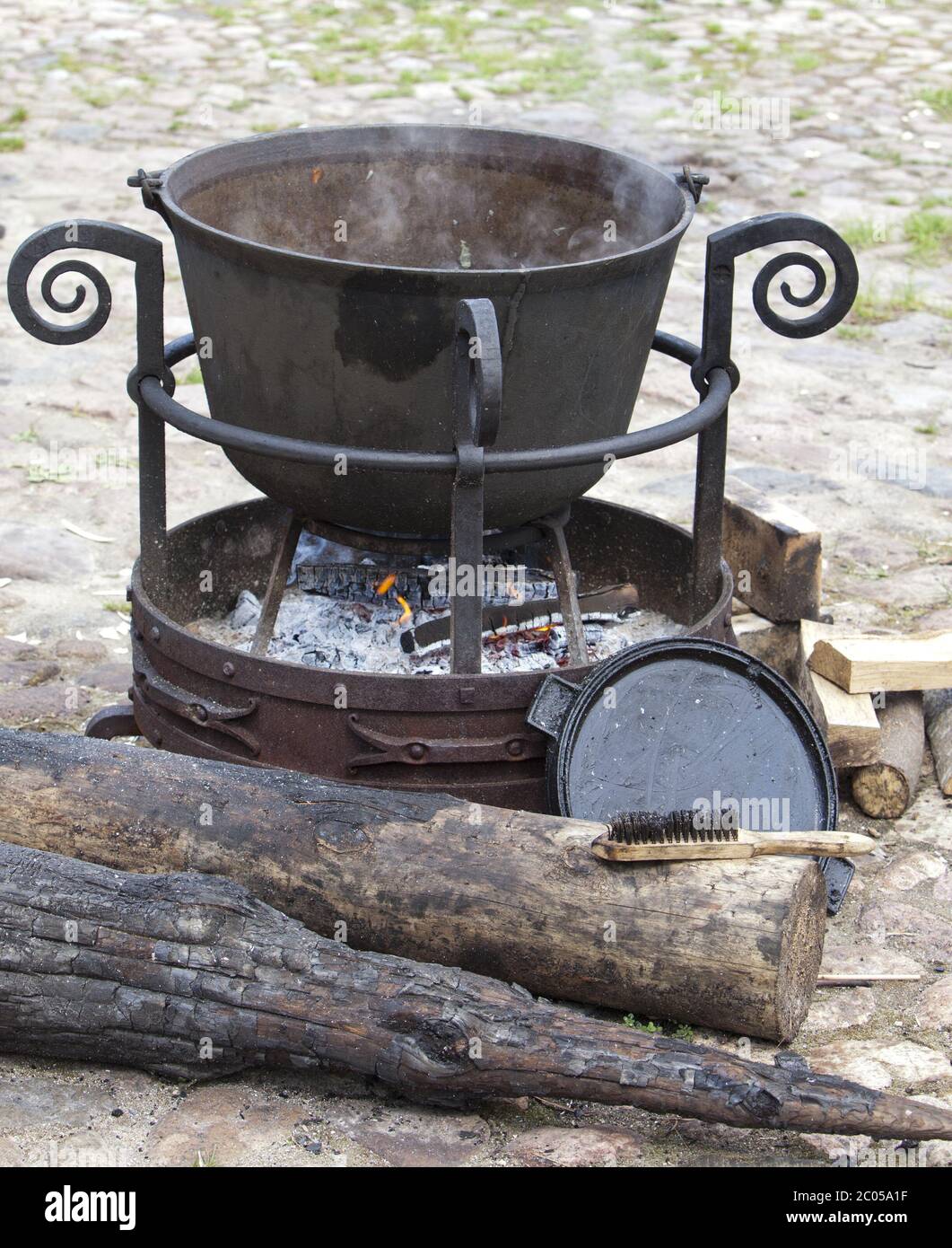 Copper fire hi-res stock photography and images - Alamy