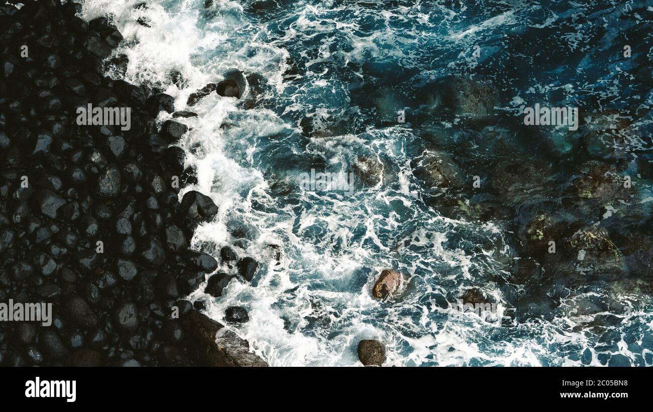 Closeup majestic ocean waves hi-res stock photography and images - Alamy