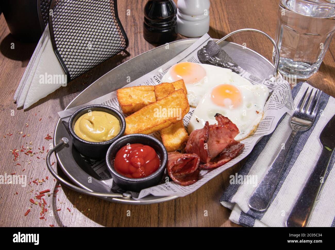 Full english breakfast hotel hi-res stock photography and images - Alamy