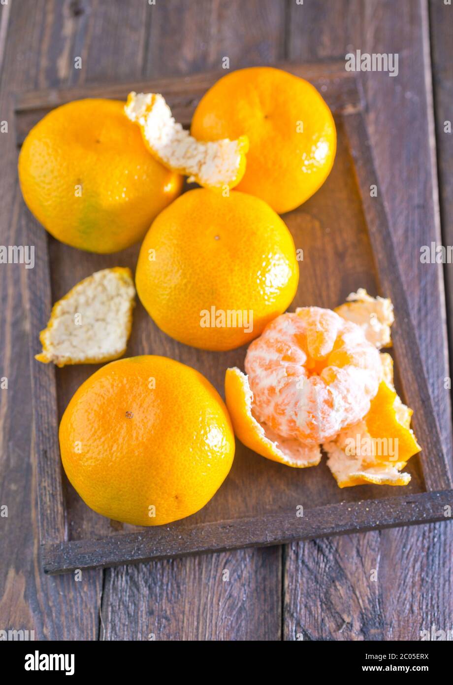 Tangerines clove hi-res stock photography and images - Alamy