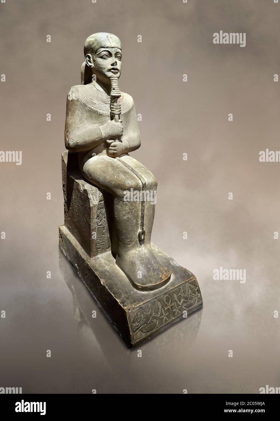 Ancient Egyptian statue of Ptah - limestone - New Kingdom. 18th Dynasty ...