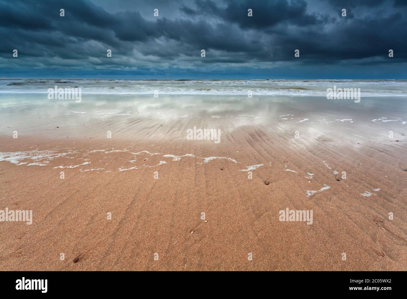 North sea storm wave hi-res stock photography and images - Alamy