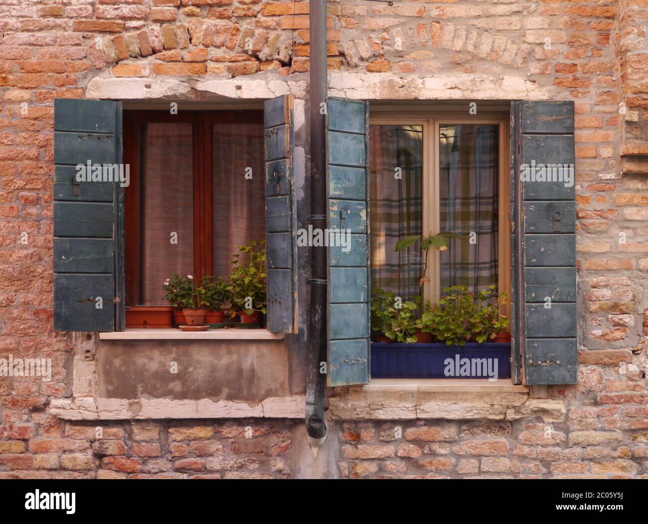 window with shutters in venice Stock Photo - Alamy