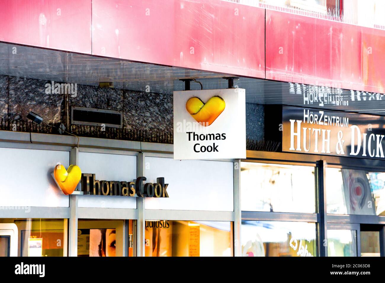 Thomas cook travel agency hi-res stock photography and images - Alamy