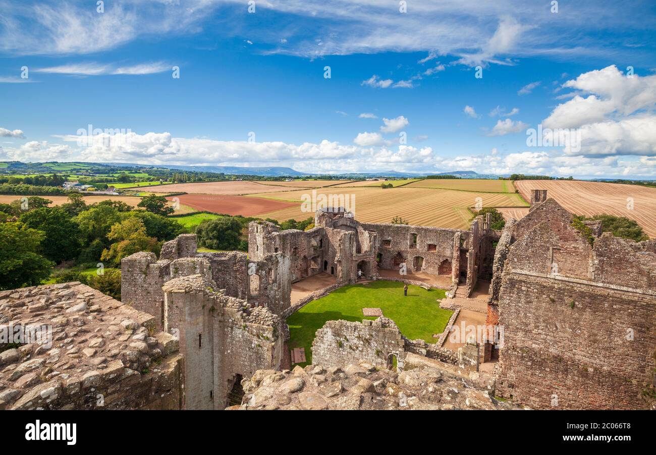 Raglan wales landscape hi-res stock photography and images - Alamy