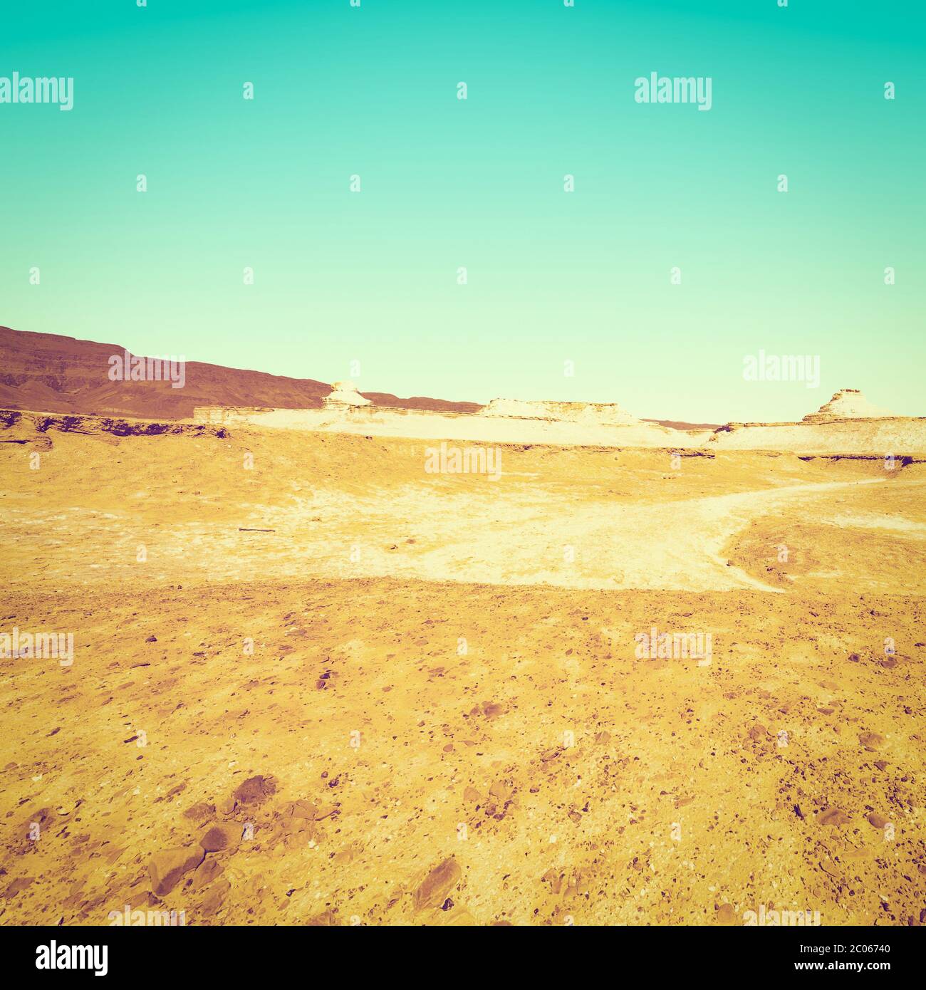 Sandy riverbed hi-res stock photography and images - Alamy