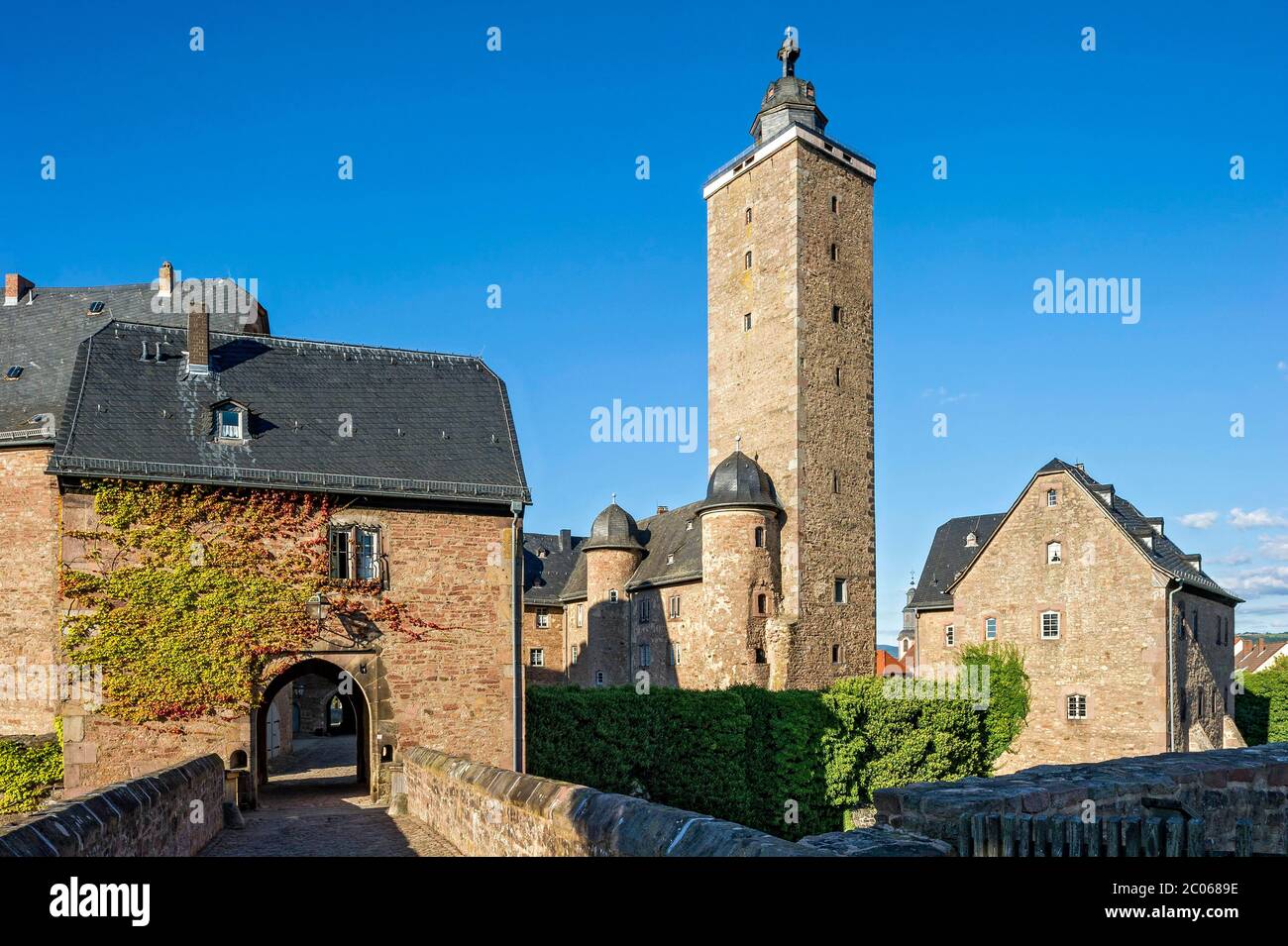 Castle gate, keep, castle and palace Steinau, Steinau an der Strasse ...