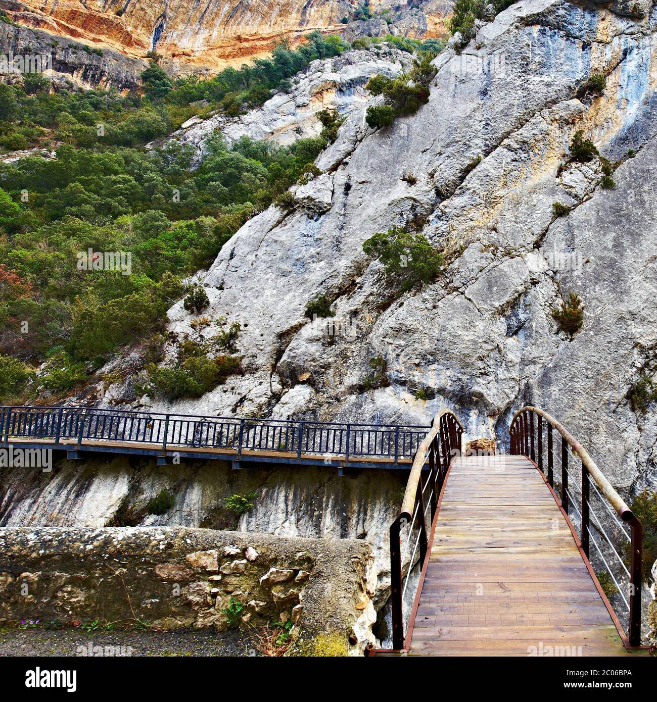 Damaged wooden bridge hi-res stock photography and images - Alamy
