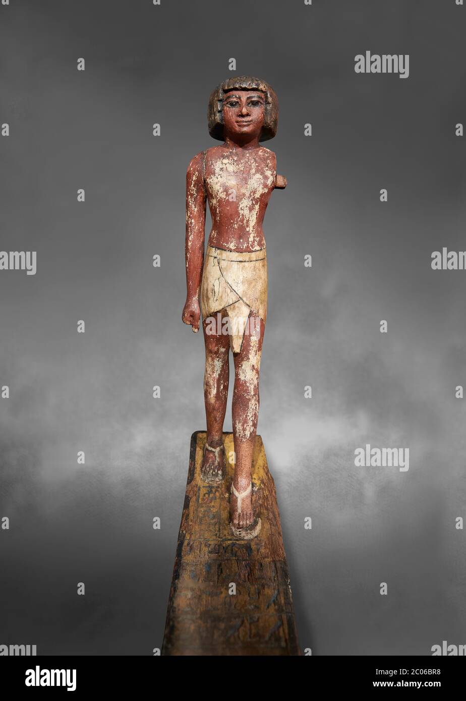 Ancient Egyptian wooden statue, Middle Kingdom (1980-1700 BC), tomb of ...