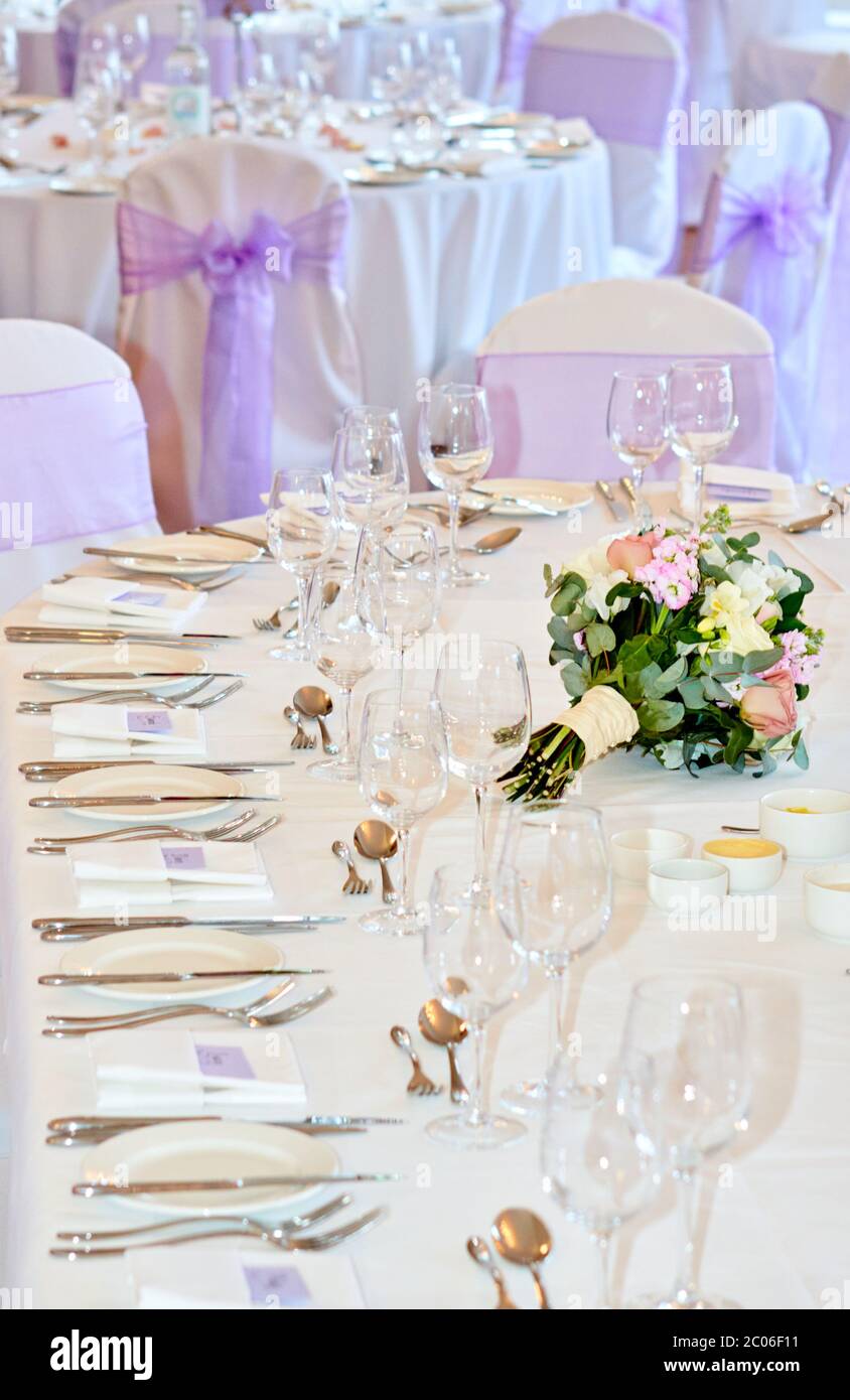 Wedding breakfast reception top table hi-res stock photography and ...